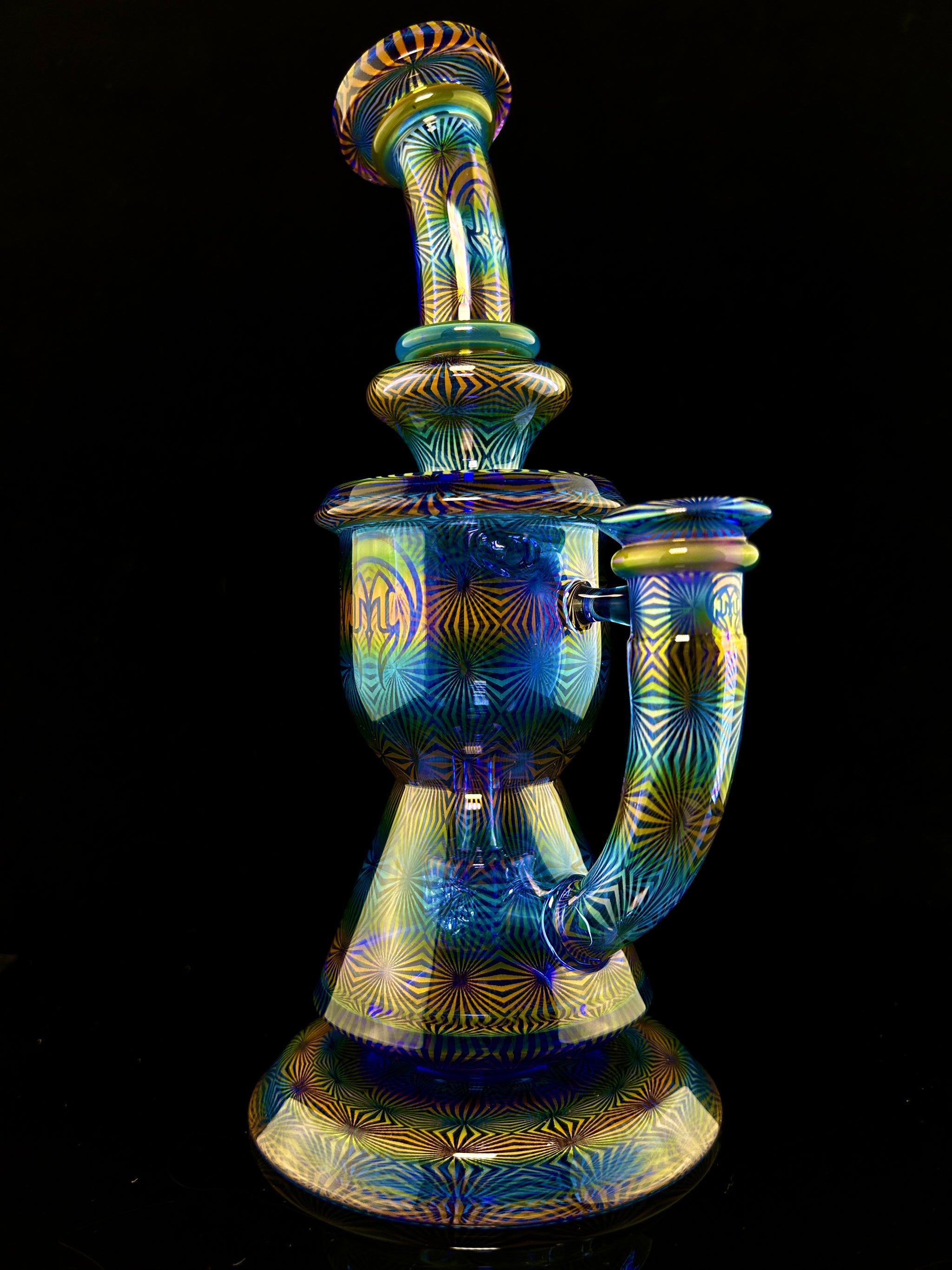 MotherShip Glass Torus, Illusion Series – Illuzion Glass Galleries