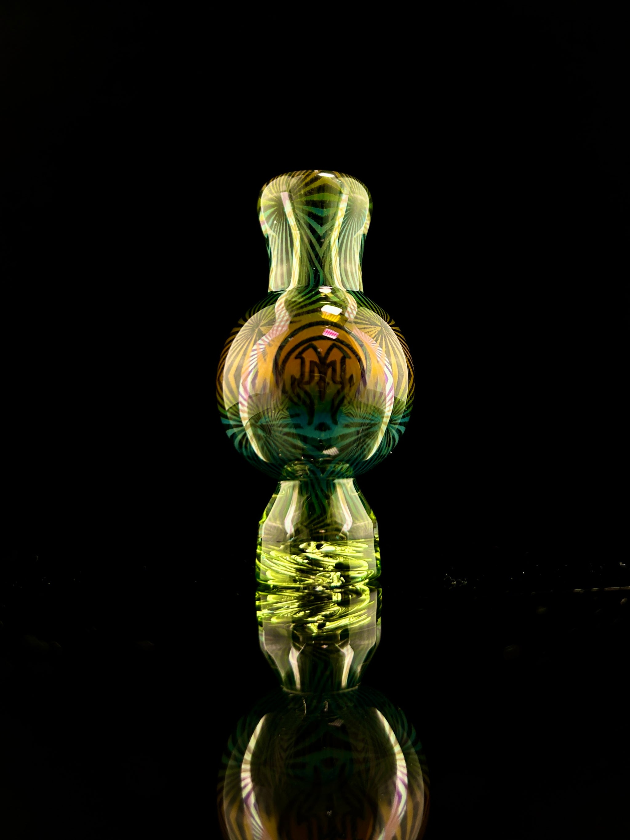 Mothership "Smoke" Fab Egg, Illusion Series. – Illuzion Glass Galleries